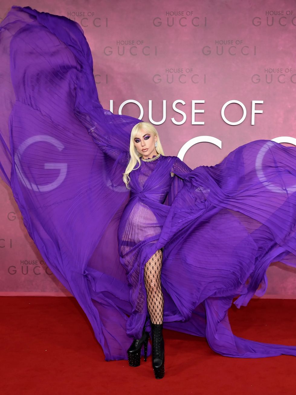 Pantone Color of the Year – Very Pery - LaMoumous